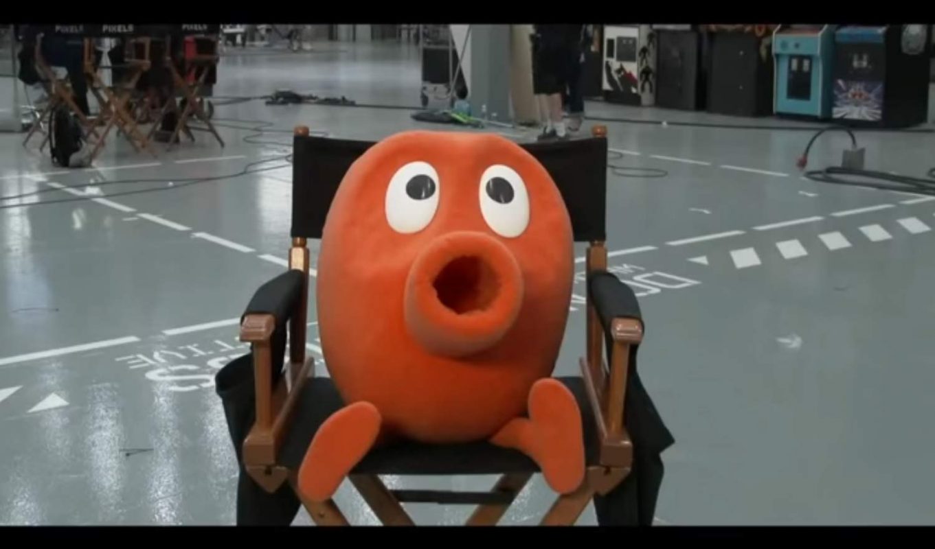 Full-size Stand-in Q*bert from Pixels - HeroProp.com