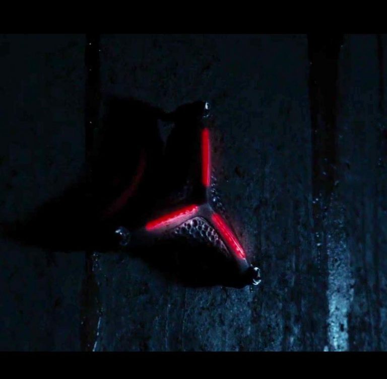 Hero Predator Wolf Claymore Mine - AVPR: Aliens vs Predator Requiem ...