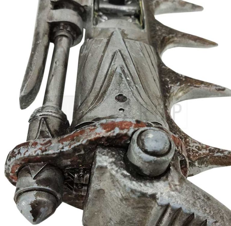 AVPR: Aliens vs Predator Requiem - Surgical Stapler - HeroProp.com