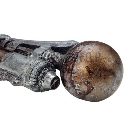 Alien vs. Predator: Requiem Surgical Needle Tool - HeroProp.com