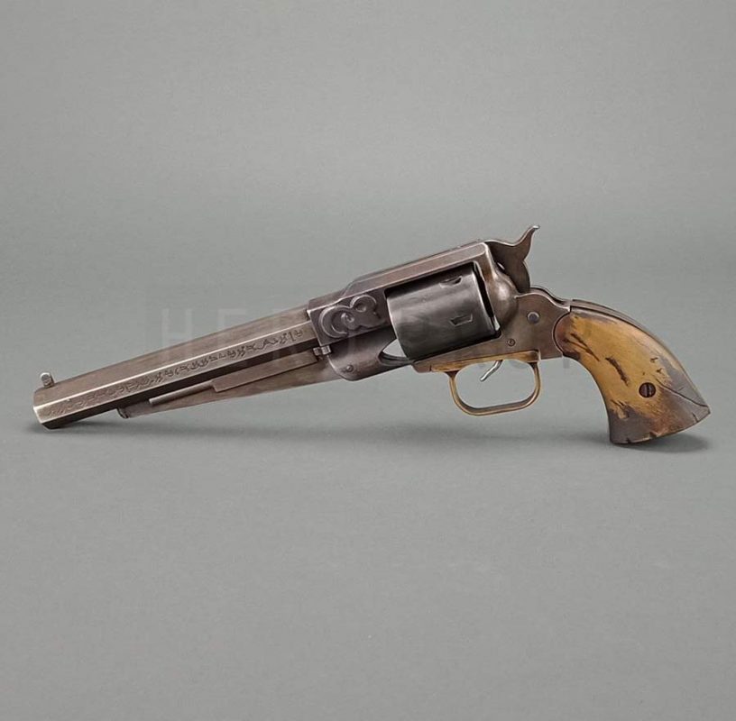 THE DARK TOWER ROLAND IDRIS ELBA SCREEN USED METAL GUN - HeroProp.com