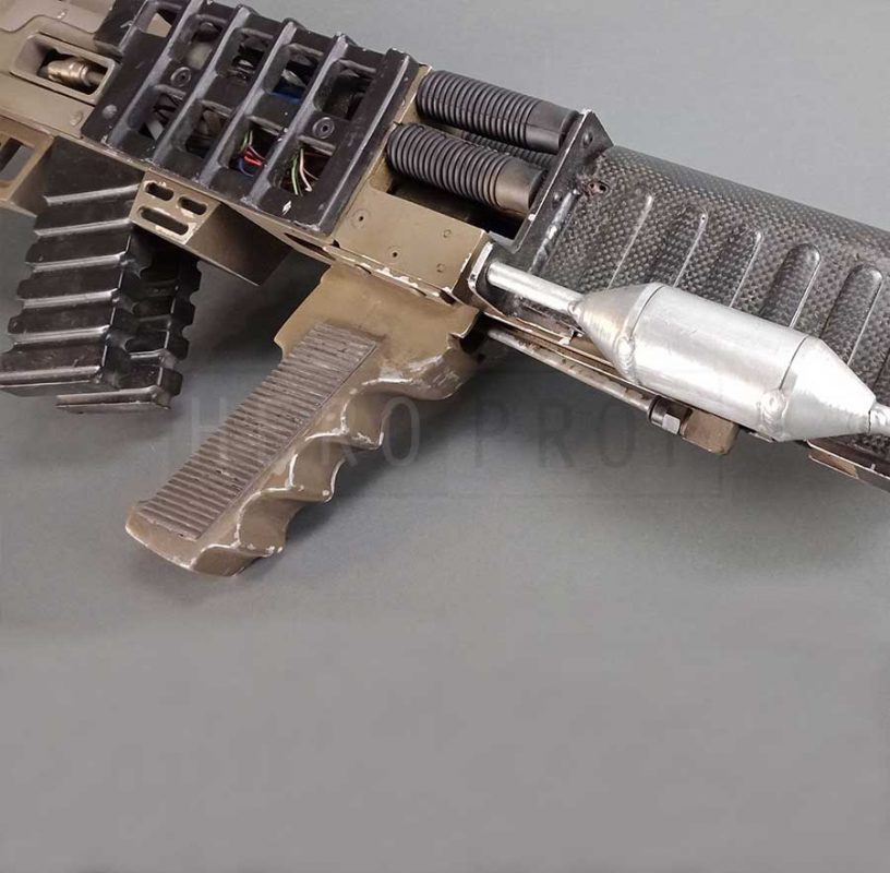 Arnold Schwarzenegger Eraser Hero EM-1 Railgun - HeroProp.com