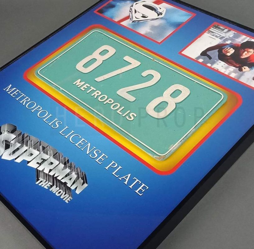 Superman Metropolis Licence Plate Display - HeroProp.com