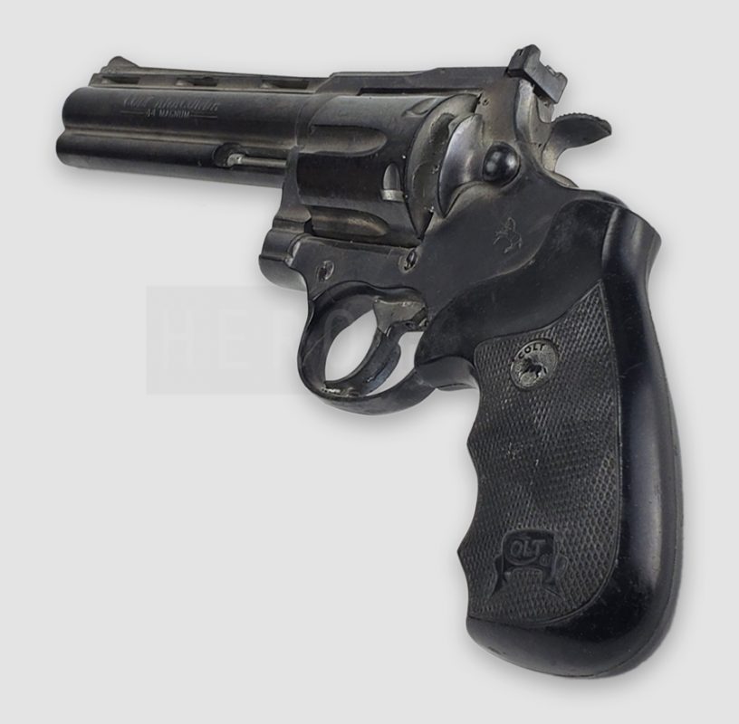 Immortan Joe (Hugh Keays-Byrne) Gun - Mad Max: Fury Road - HeroProp.com