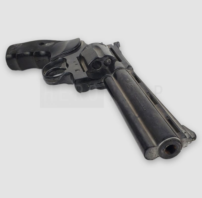 Immortan Joe (Hugh Keays-Byrne) Gun - Mad Max: Fury Road - HeroProp.com