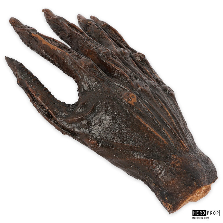 Alien (1979) - Xenomorph Hand - HeroProp.com