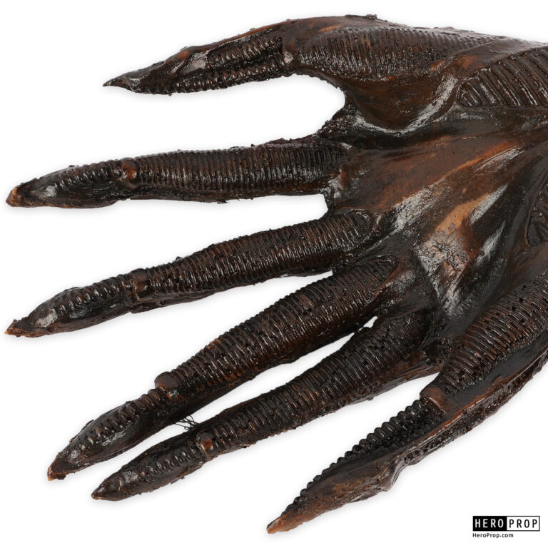 Alien (1979) - Xenomorph Hand - HeroProp.com