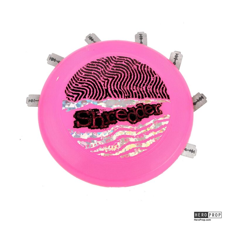 Phantasm III: Lord of the Dead Tim (Kevin Connors) Razor Frisbee ...