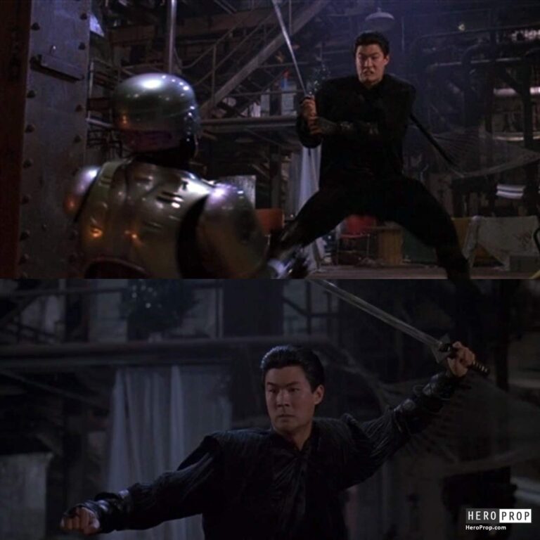 Robocop 3 (1993) - Otomo Distressed Outfit - HeroProp.com