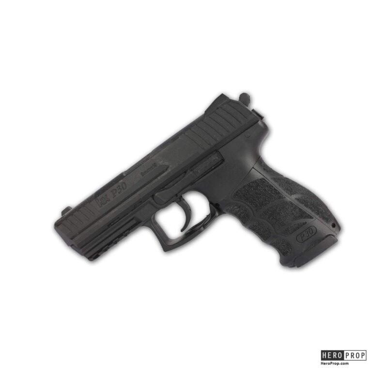 The Avengers (2012) - Hawkeye Stunt Pistol & Arrowhead Display ...