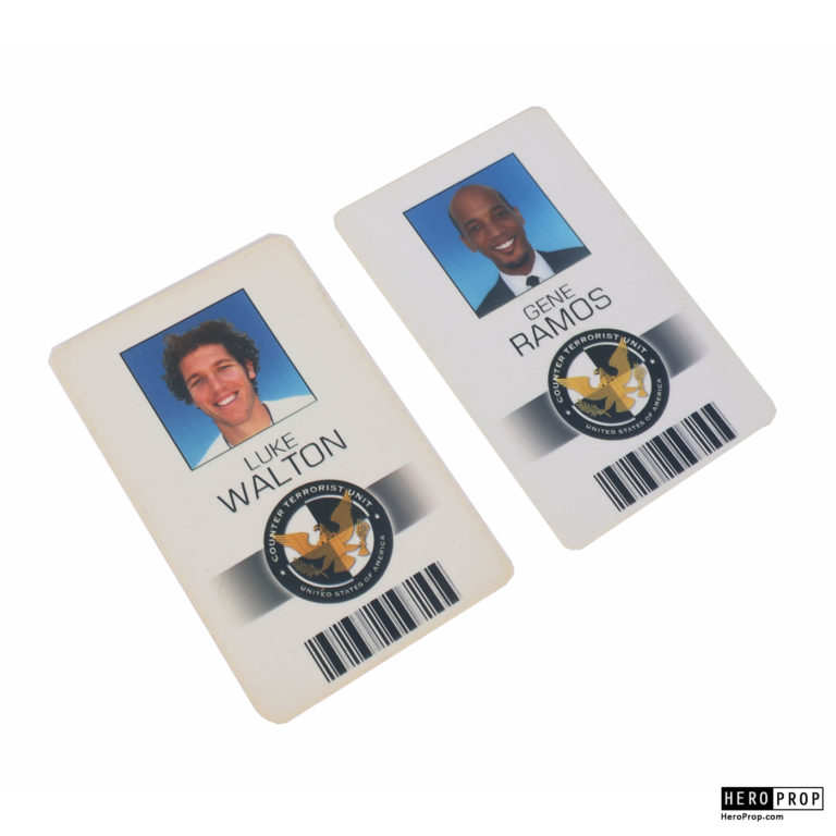 24 (2001) - ID Card Set Collection - HeroProp.com