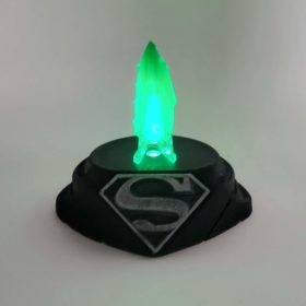 Superman Returns Shard of Kryptonite and Stand – HeroProp.com