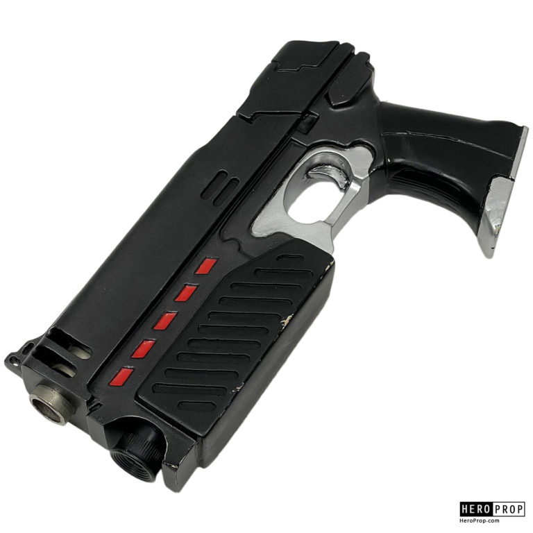 Judge Dredd (1995) – Stunt Lawgiver – HeroProp.com