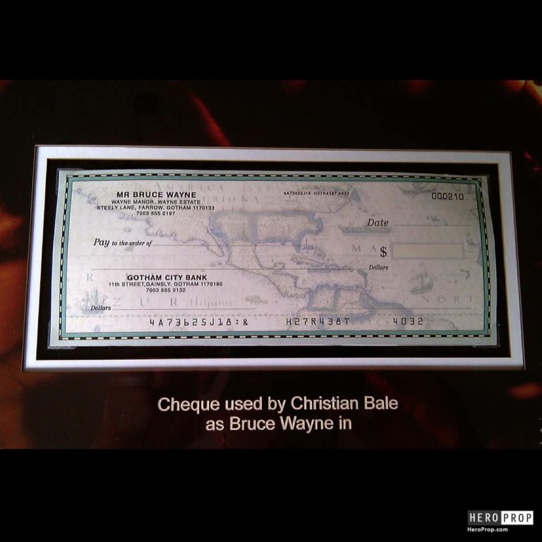 Batman Begins - Bruce Wayne (Christian Bale) Cheque - HeroProp.com
