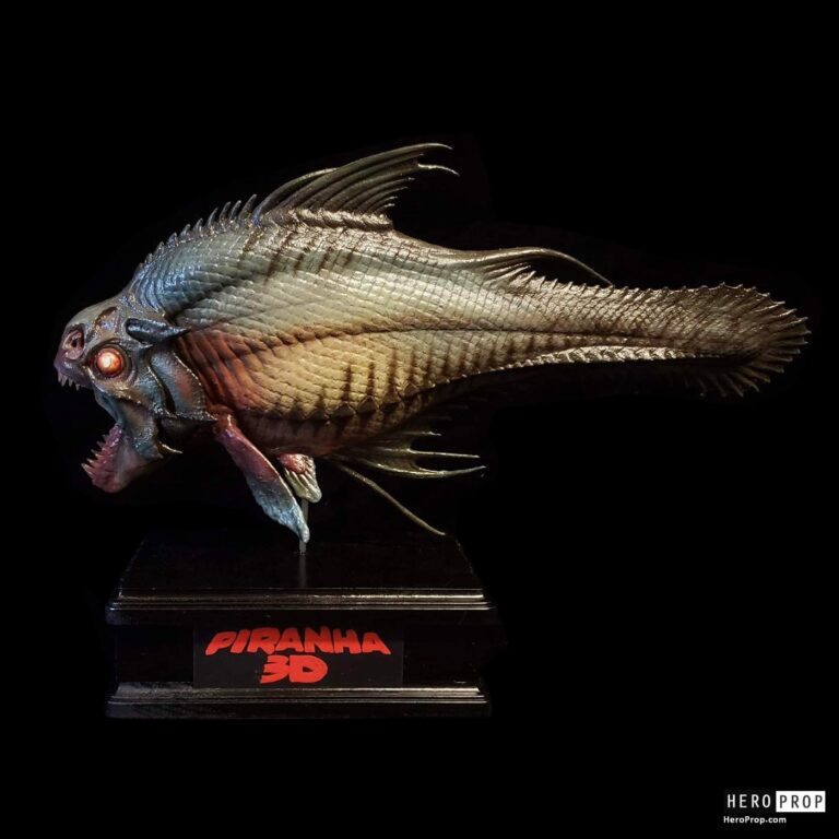Piranha 3D (2010) - Piranha Lifesize CGI Reference Maquette Display ...