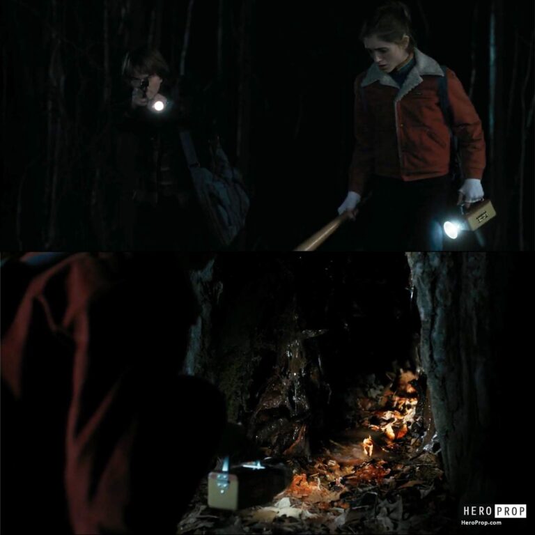 Stranger Things - Nancie's Flashlight - HeroProp.com