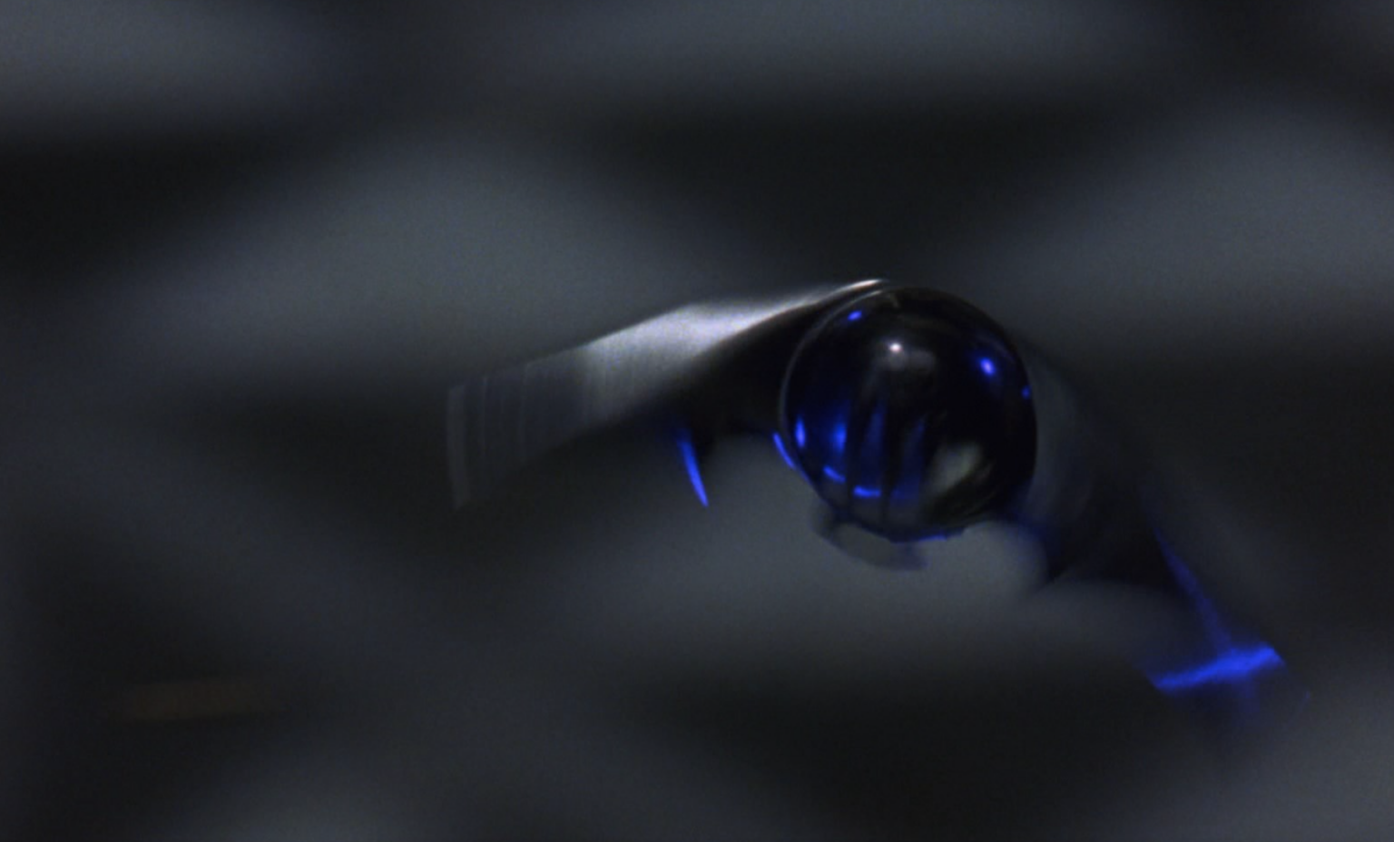 Batman Forever (1995) - Batman's (Val Kilmer) Bat-Bola - HeroProp.com