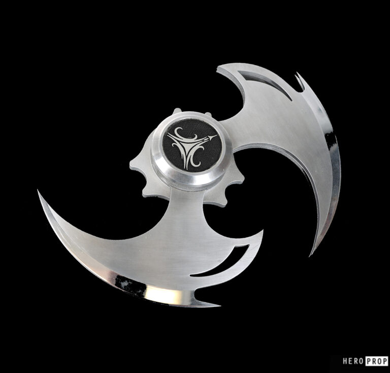 Blade 2 (2002) – Blade’s (Wesley Snipes) Cyclone Glaive – HeroProp.com